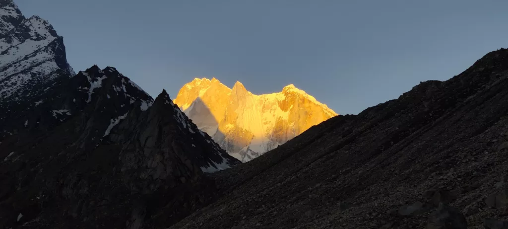 Giripremi mountaineers becomes first Indian group to climb Mount Meru ...