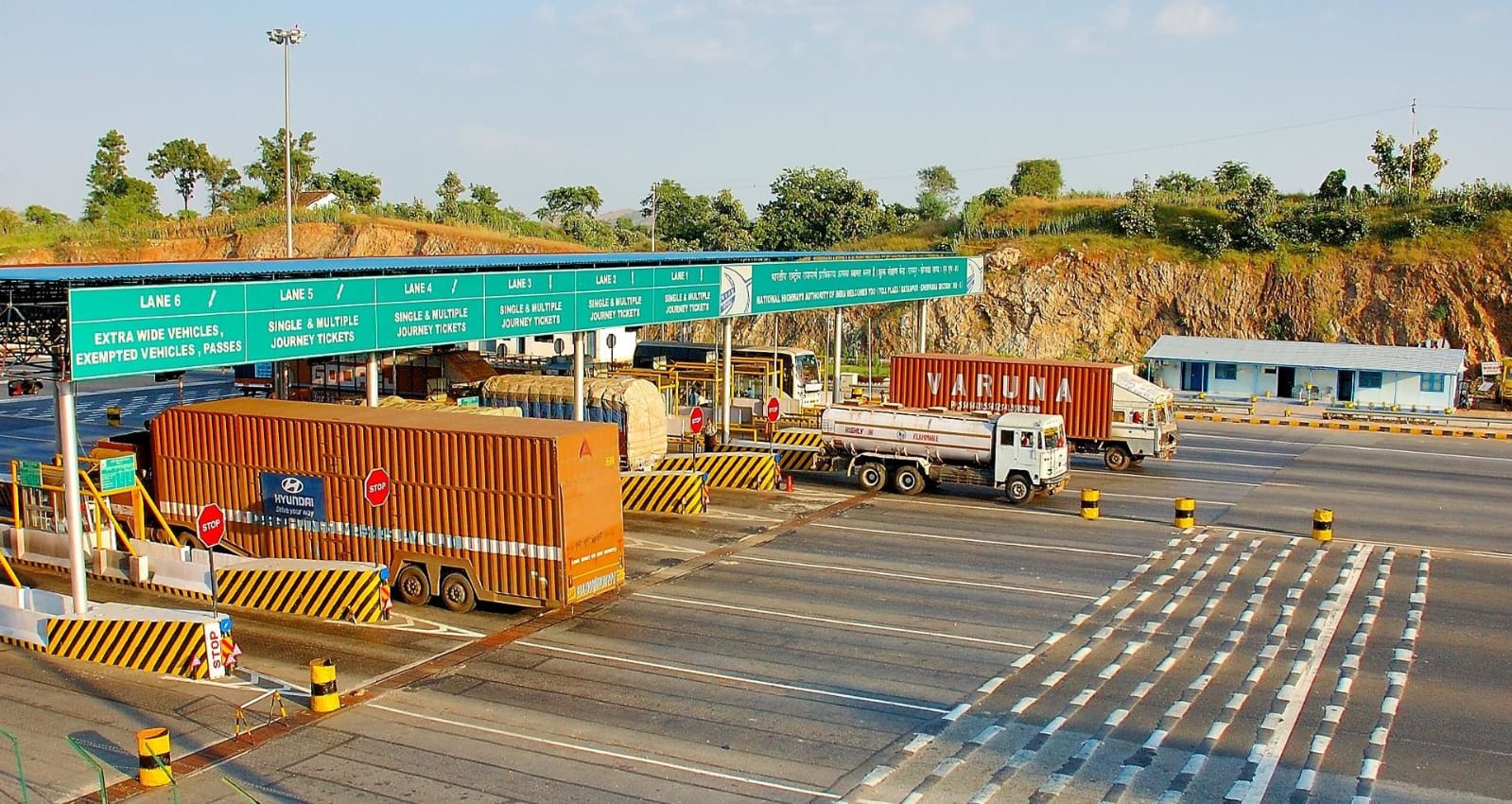 Maharashtra ranks third with toll collection of Rs 4,660 crore on ...