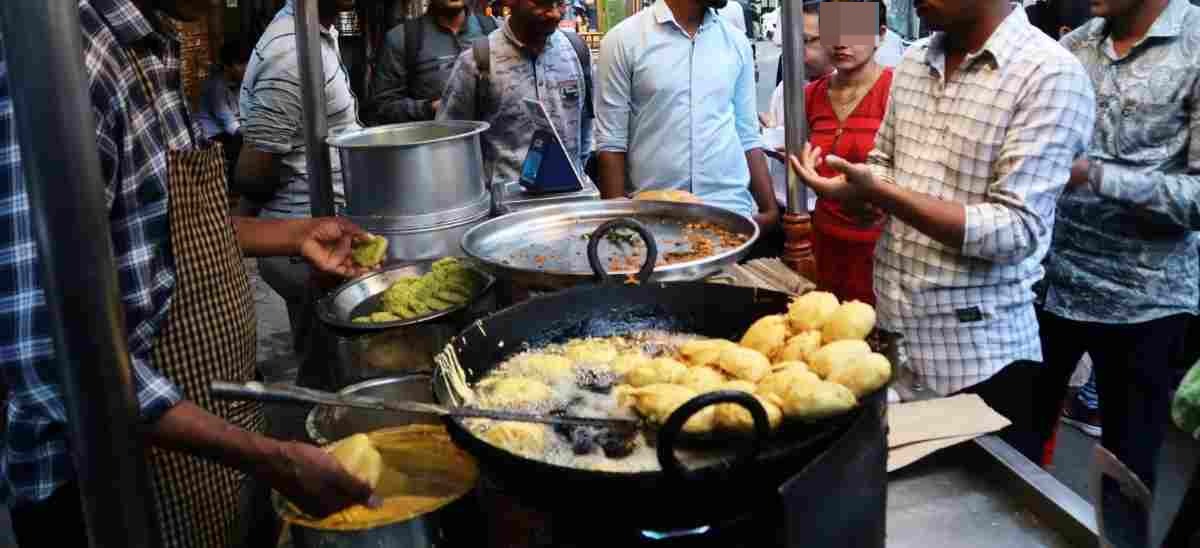 Roadside food stalls in Pune, a concern for many but boon for ...
