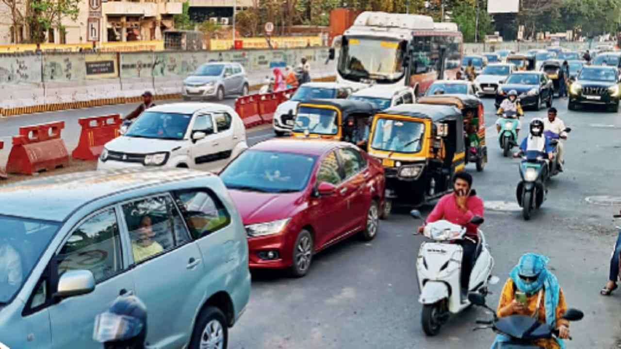 Pune : Smart City Synchronized Signals Fail to Ease Traffic Gridlock ...