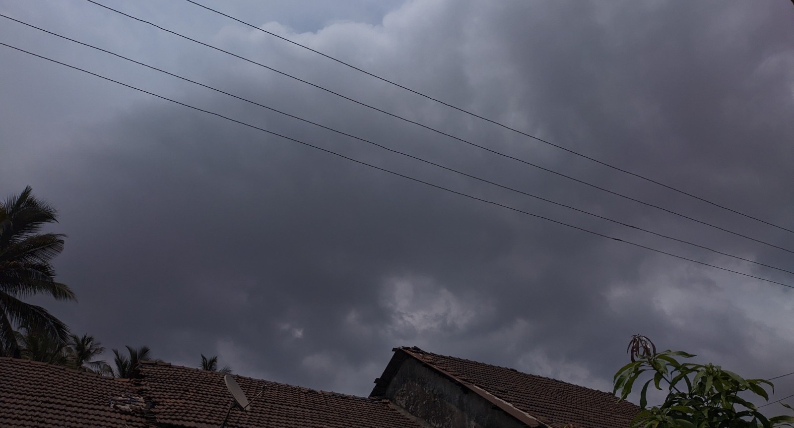 Mumbai Grapples with Unusual Weather as Dust Storm and Rainfall Sweep ...