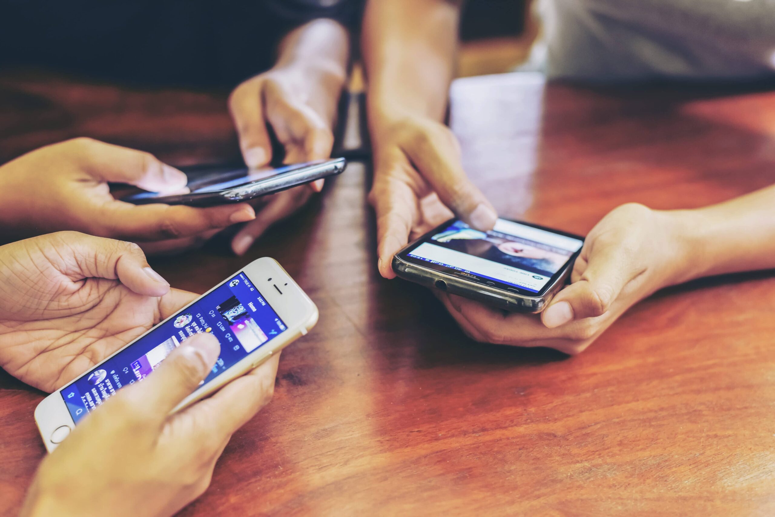 Mobile Phone Bills Set To Increase In India By 25 Per Cent Post ...
