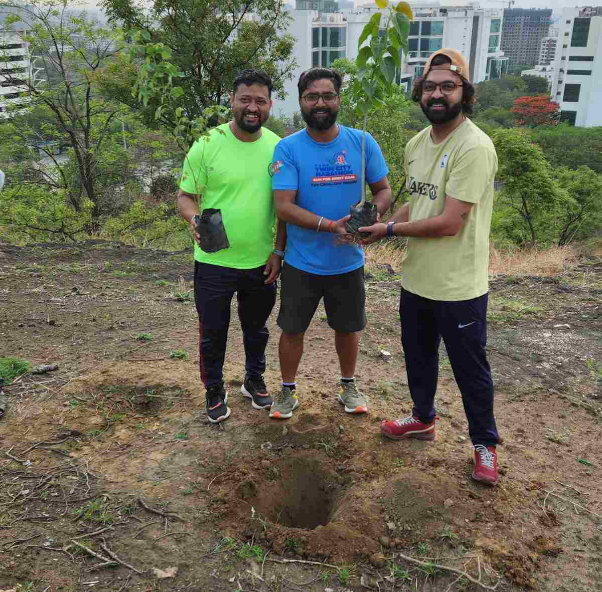 Pune News: Park Connect Residents Launch Tree Plantation Drive On ...