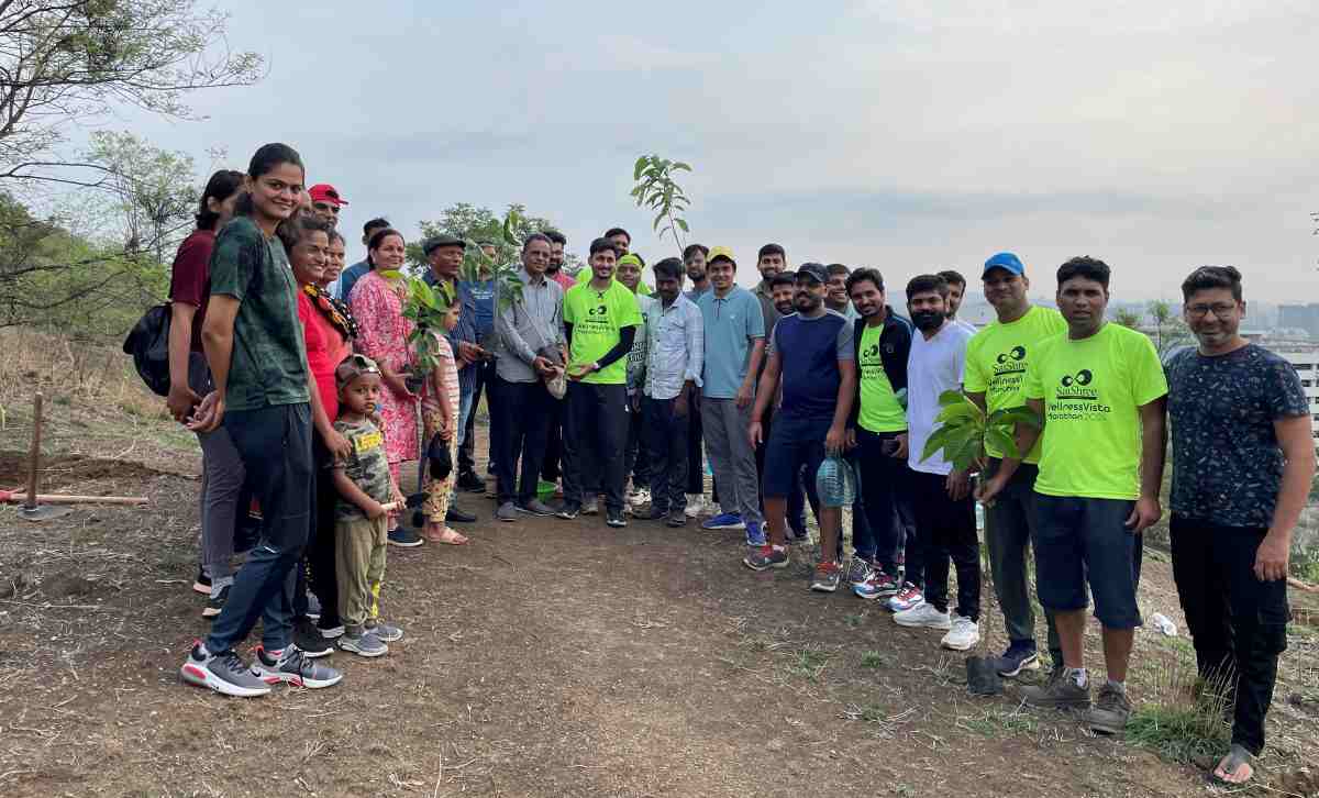 Pune News: Park Connect Residents Launch Tree Plantation Drive On ...
