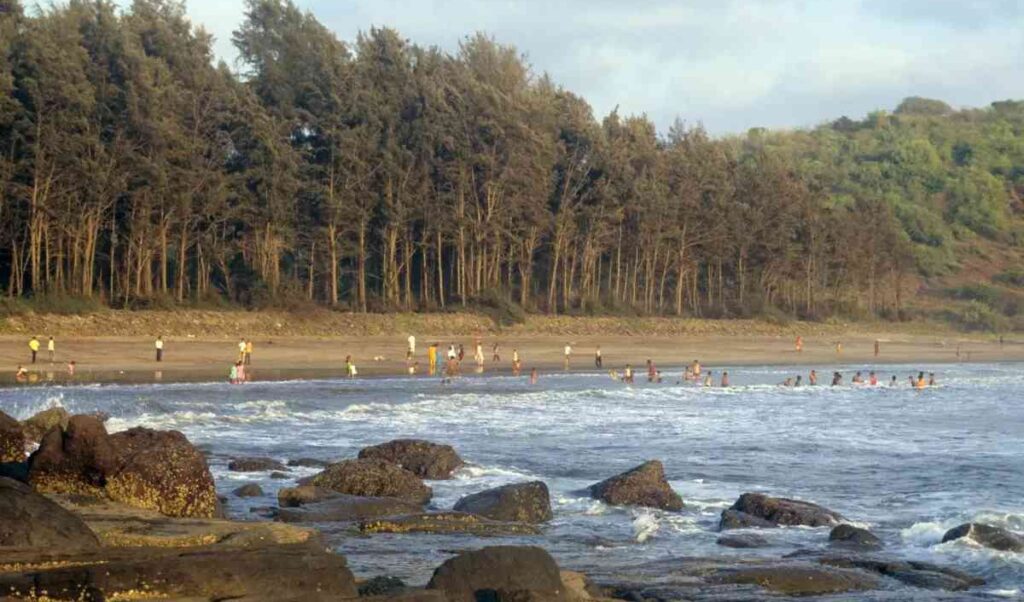 Discover the Top 5 Stunning Tourist Destinations in Sindhudurg District ...