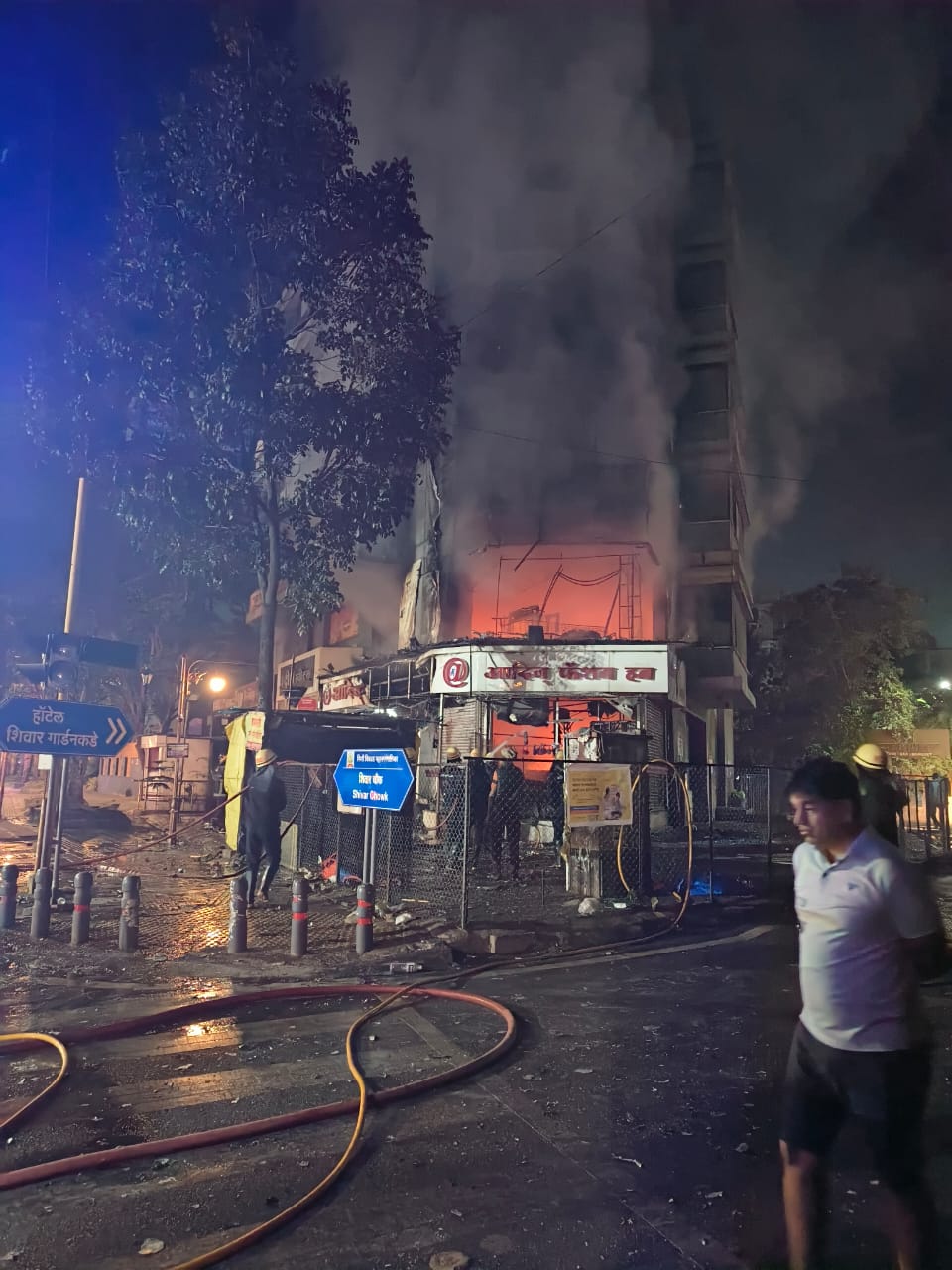 Massive Fire Breaks Out Near Shivar Chowk, Pimple Saudagar - PUNE PULSE