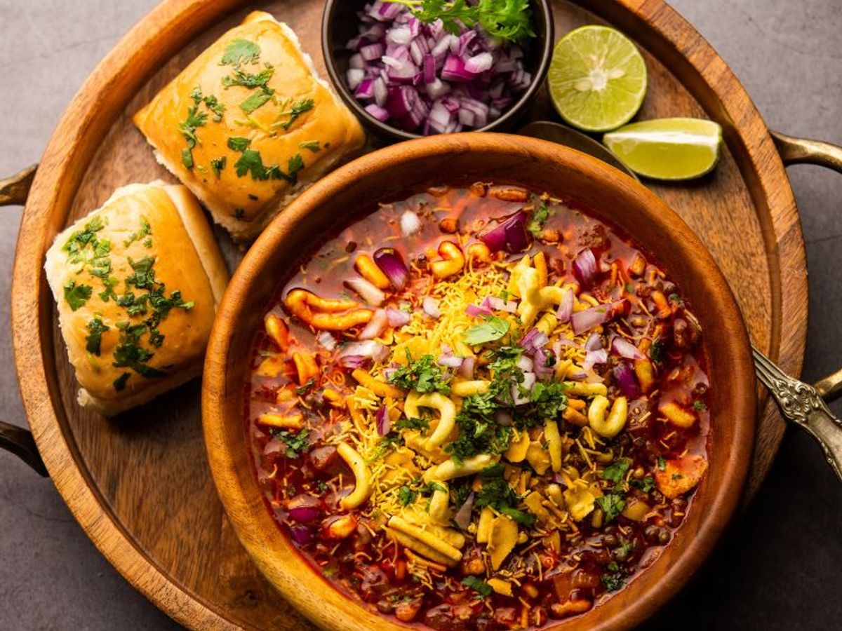 Explore Pune’s Top 10 Street Foods You Can’t Miss on Your Next Visit ...