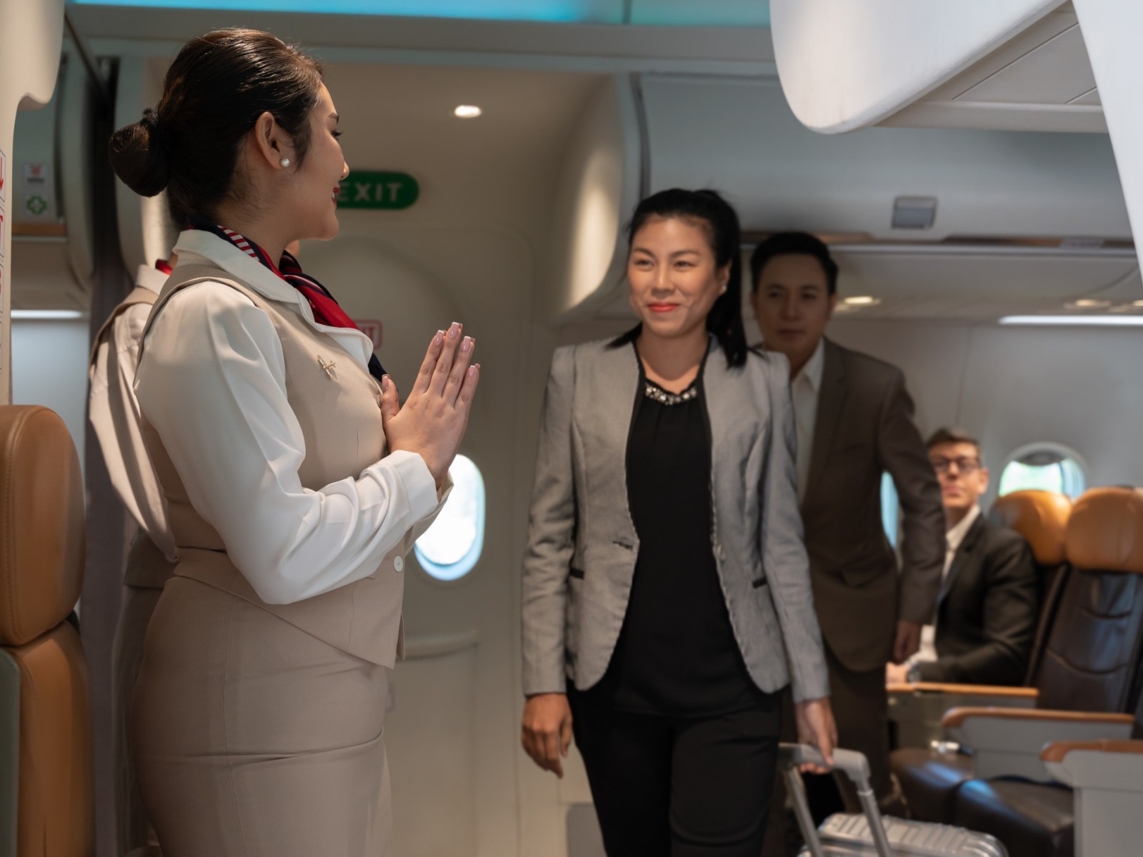 Do You Know Why Cabin Crew Greet You at the Door — It’s Not Just ...