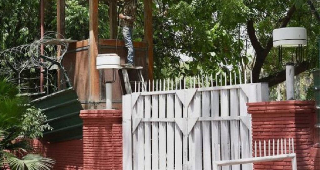 Jawaharlal Nehru’s First Official Bungalow Sold at 20% Discount? All We ...