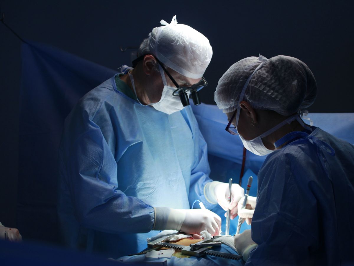 Shocking Surgery: Brain Surgeon Arrested After Letting 12-Year-Old ...