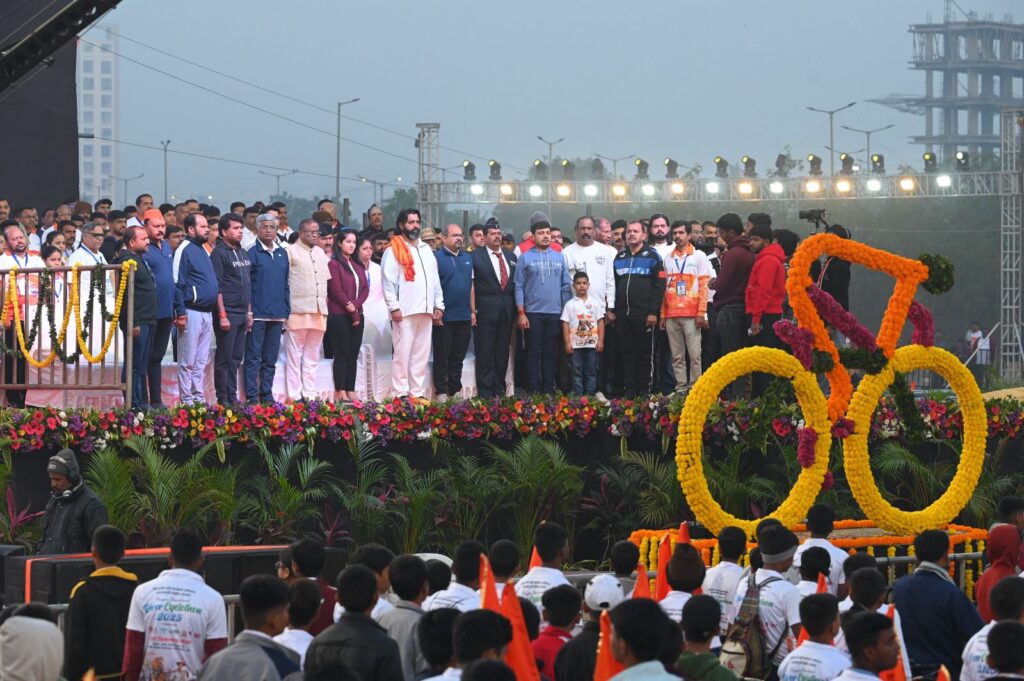 Record-Breaking Crowd: Over 79,000 Environmental Enthusiasts Join ...
