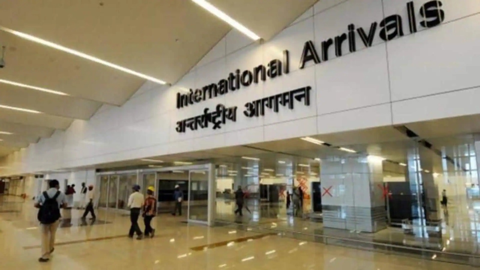 Over 100 Flights Delayed at Delhi Airport After Major ATC System Glitch ...
