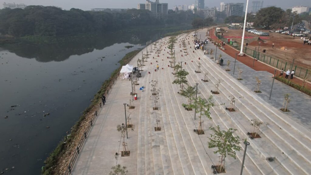 Pune Mula–Mutha Riverfront Project: 1.5 km Sangamwadi Stretch Completed ...