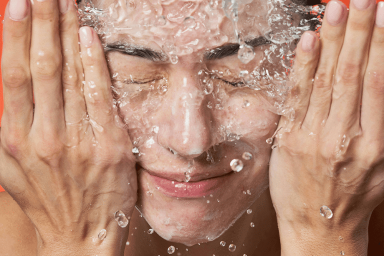 Warm Or Cold Water? Know The Right Way To Wash Your Face In Winter ...